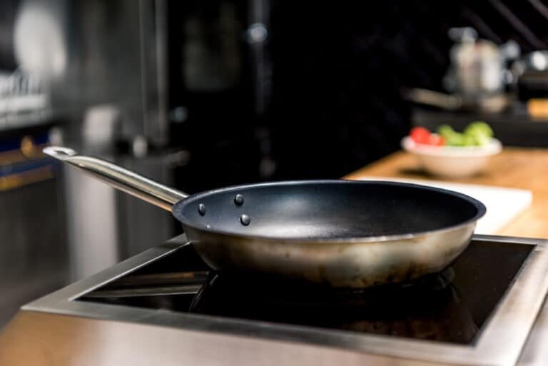 How to Measure a Frying Pan: A Step-by-Step Guide - House Happy