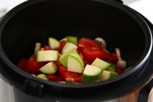 How to Use a Slow Cooker: A Comprehensive Guide for Newbies - House Happy
